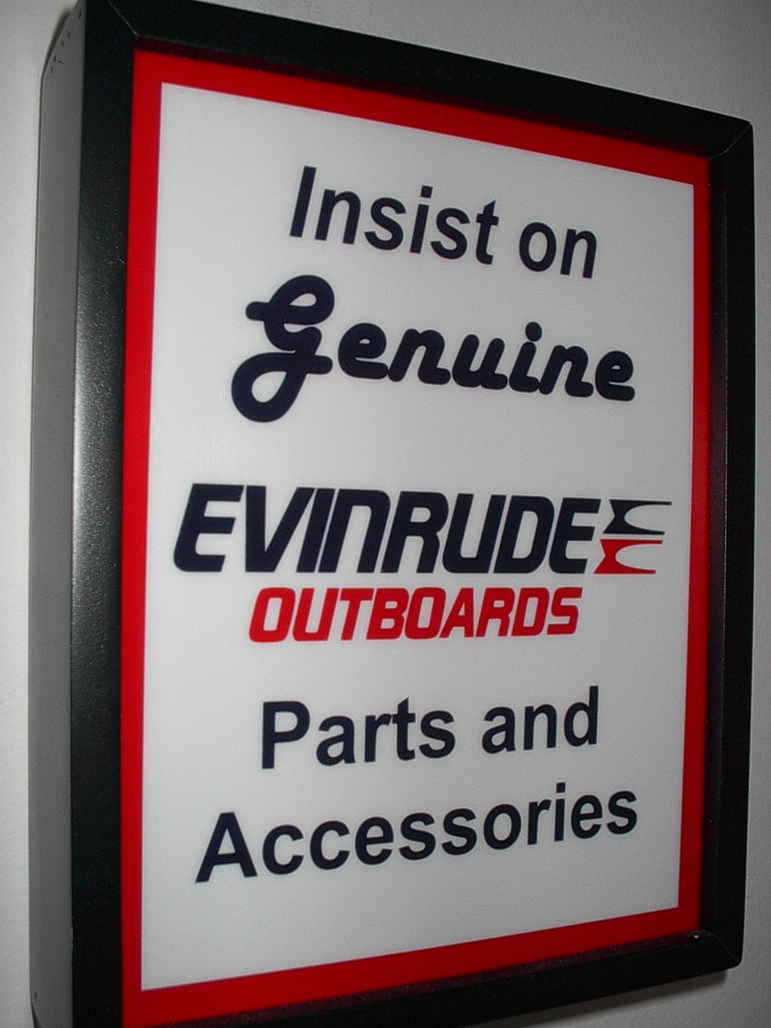 Evinrude Genparts Outboard Boat Motor Dealership Garage Mechanic Man ...