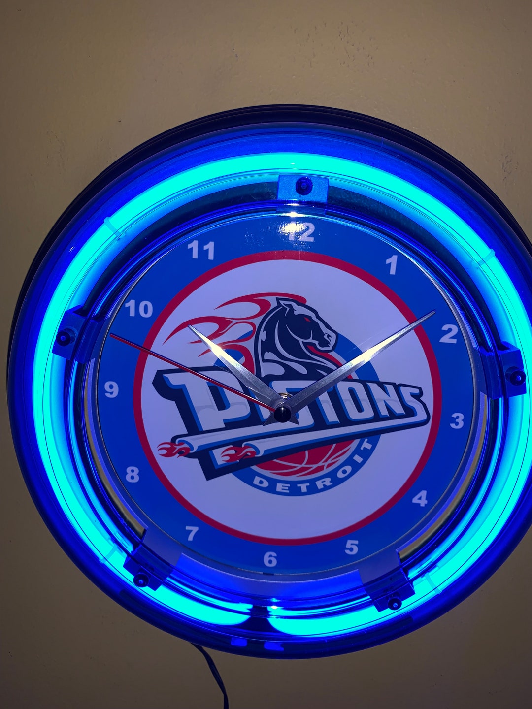 Detroit Pistons Basketball Bar Neon Wall Clock Man Cave Sign - Etsy
