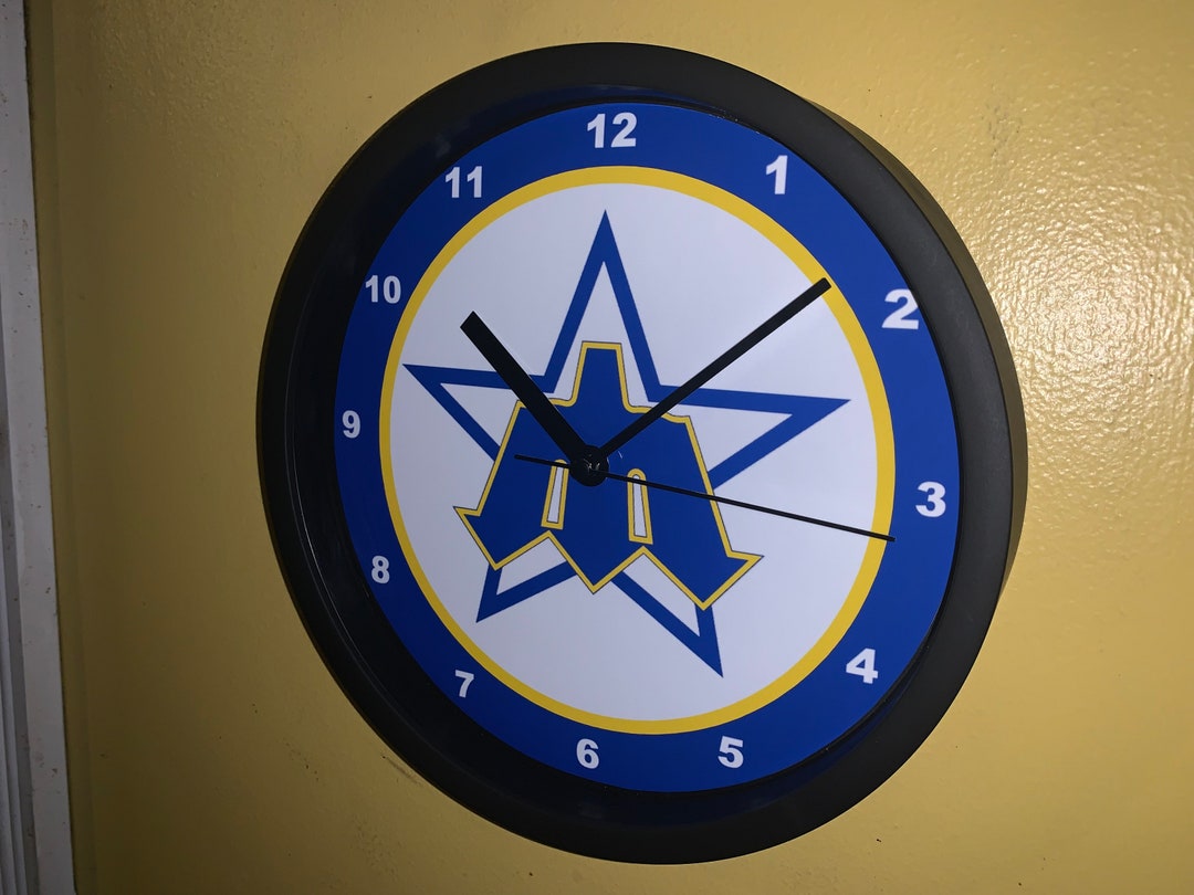 Seattle Mariners Throwback Baseball Bar Advertising Man Cave Black ...