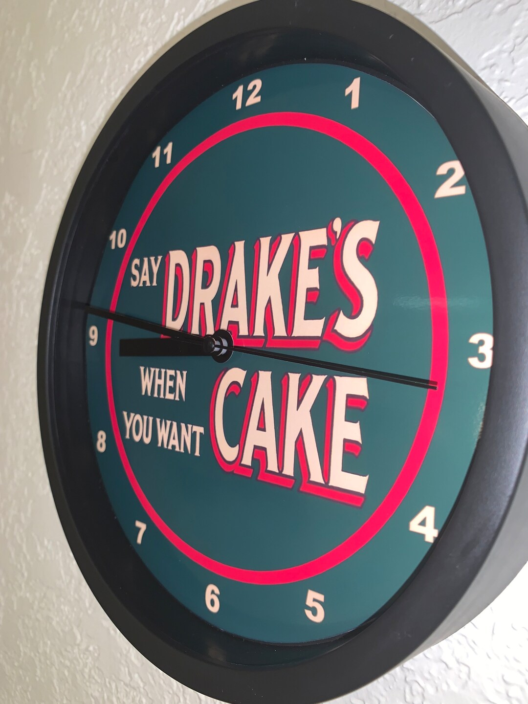 Drake's Cake Bakery Grocery Store Kitchen Diner Bar Advertising Black ...