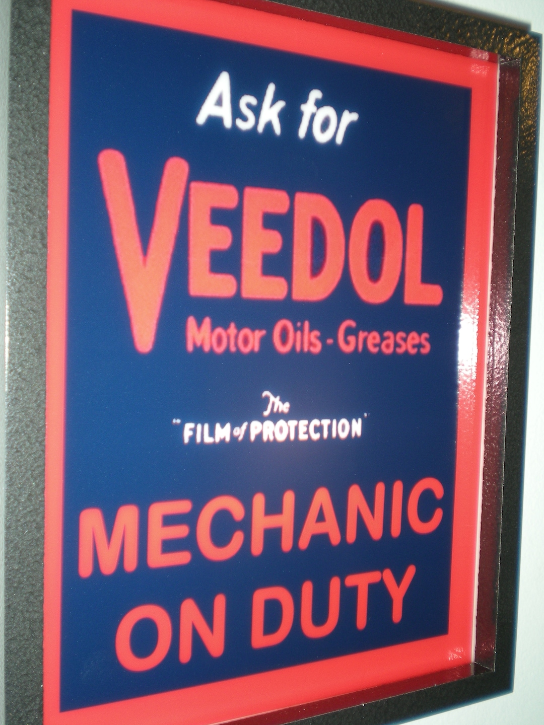 Veedol Oil Gas Service Station Garage Mechanic on Duty Man Cave Lighted ...