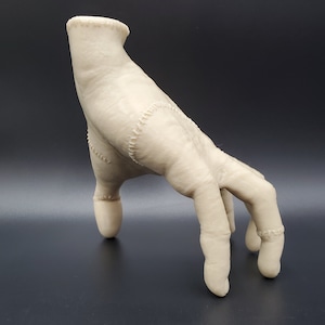 Thing Hand | Wednesday | Figure | Addams Family | Hex3d - Etsy