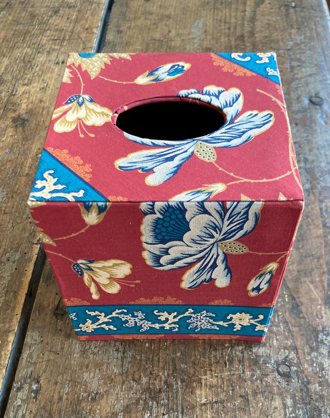 Charming Tissue Box Cover in Vintage Osborne and Little Fabric From the ...