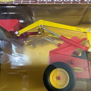 Melroe M-200 Loader Classic Edition Toy by New Clover International 1/ ...