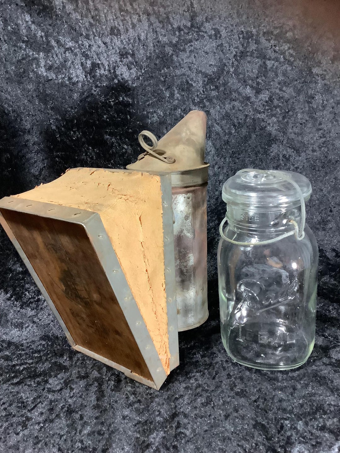 Vintage Bee Smoker - Rustic Kitchen - Farmhouse Kitchen - Etsy