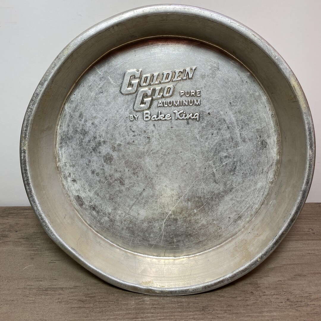 Vintage Golden Glo Aluminum Cake Pan Bake King Pure Aluminum Bakeware ...