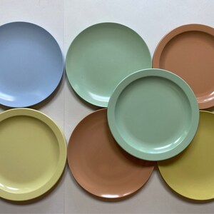 22 Piece GPL Melmac Dishware Set Pastel Colors Vintage Melamine 1950s ...