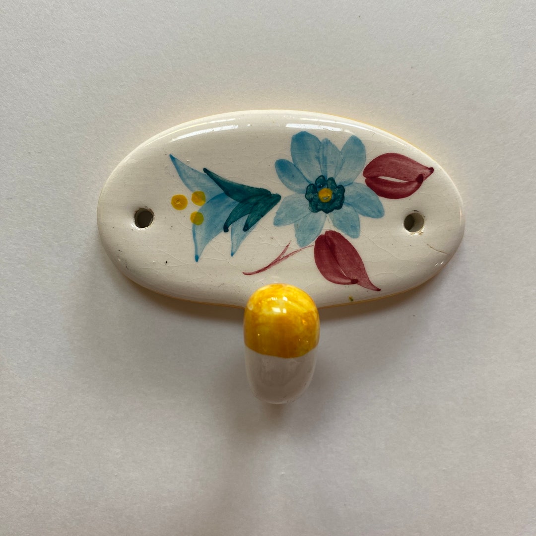 Toni Raymond Pottery England Ceramic Hook 1960s MCM Vintage - Etsy