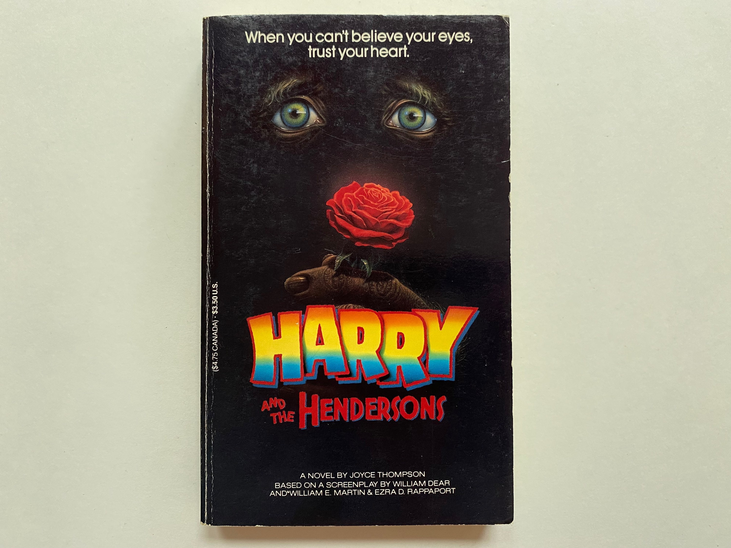 Harry And The Hendersons Poster