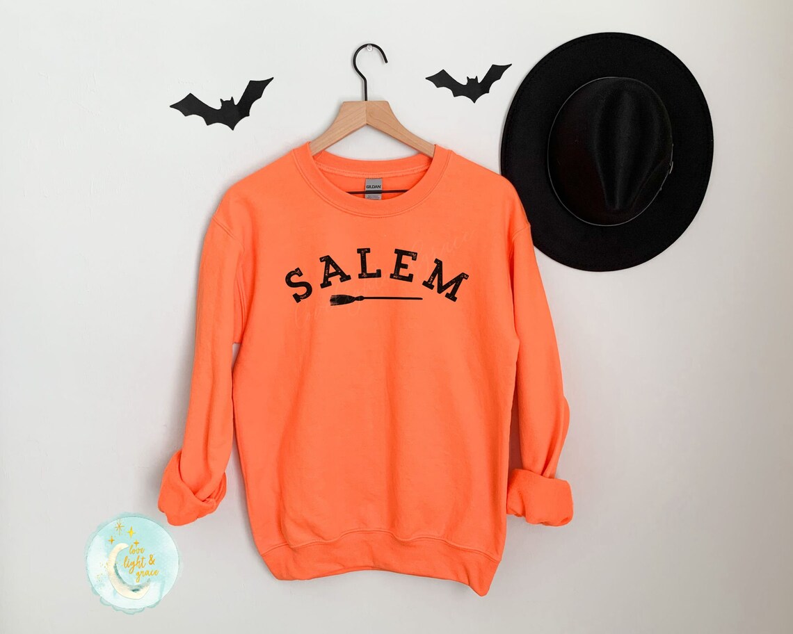 Salem Sweatshirt Souvenir Shirt Fall Vacation Shirt Witchy - Etsy