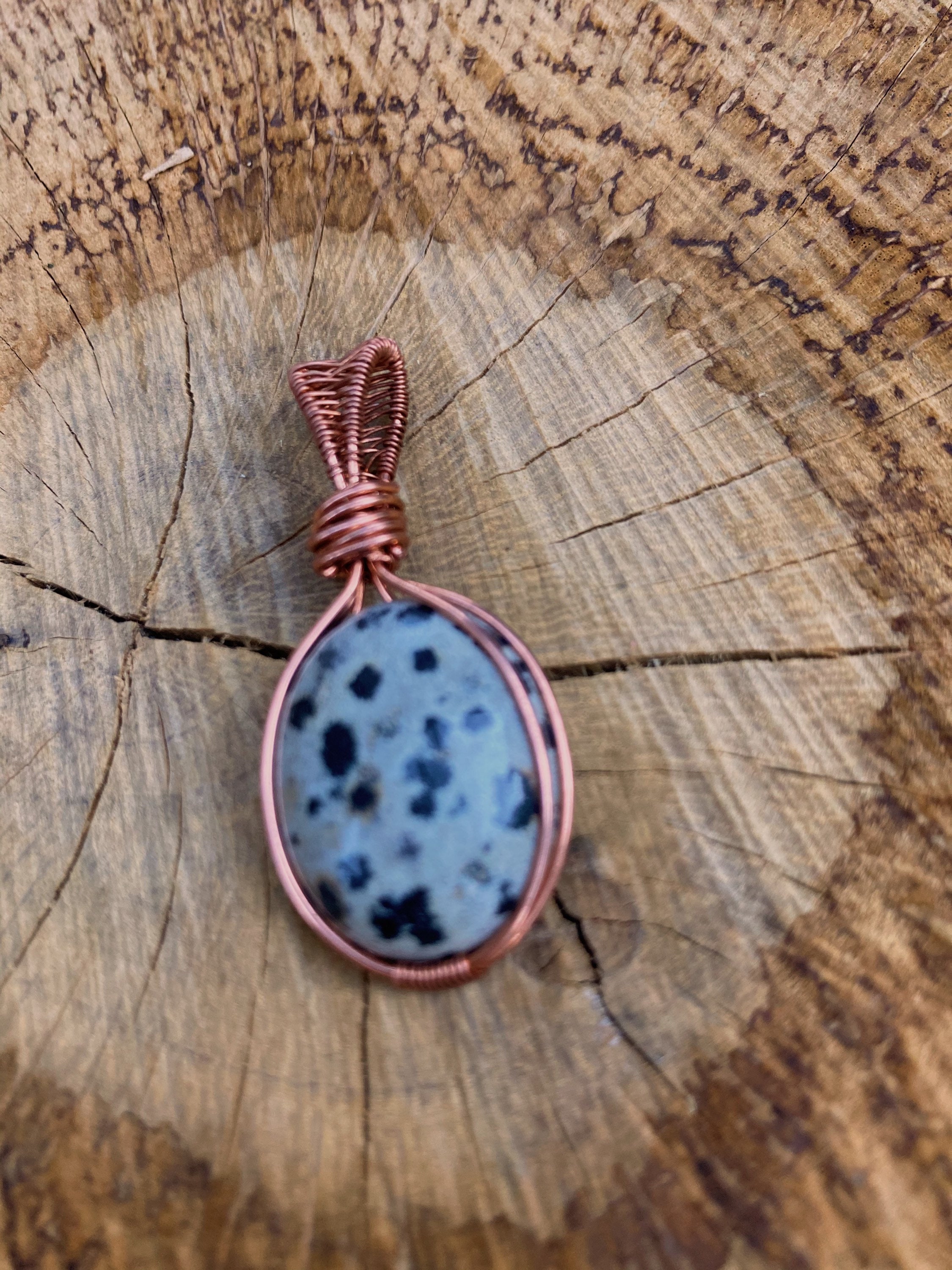 Dalmatian jasper crystal necklace - Etsy.de