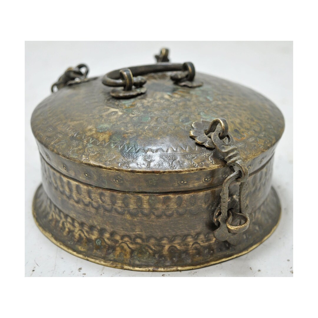 Antique Brass Round Betel Nuts Supari Box Original Old Hand Crafted ...