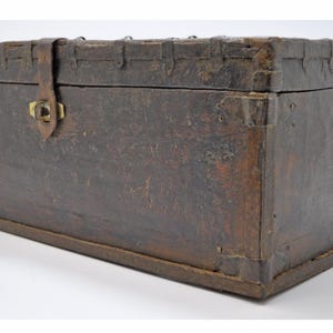 Antique Wooden Large Storage Chest Box Original Old Fine Hand Crafted ...