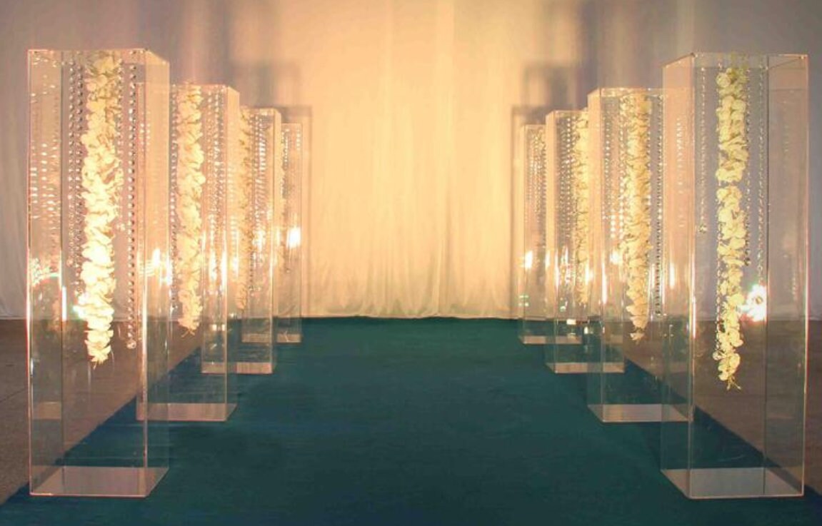Clear Acrylic Display Pillar Sets for Wedding Parties and | Etsy