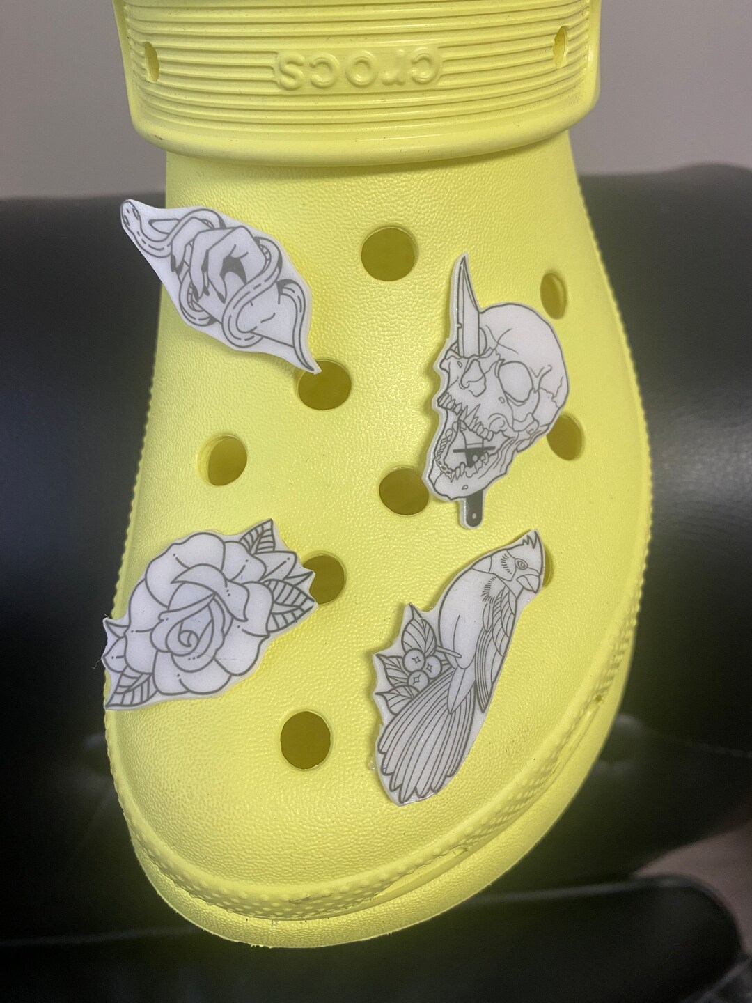 Jibbitz Traditional Tattoo Art, Set of 4. Rose, Snake, Cardinal, Skull ...