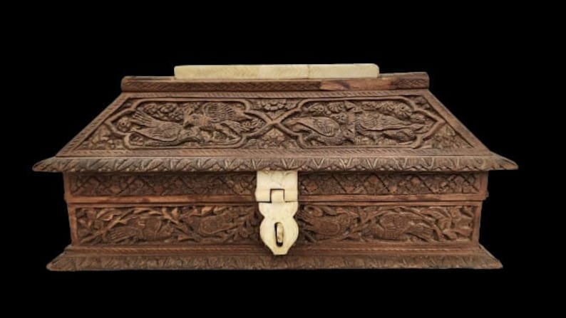 Rare Islamic Mughal Handmade Wooden Box Inscribed With Quran Verses ...
