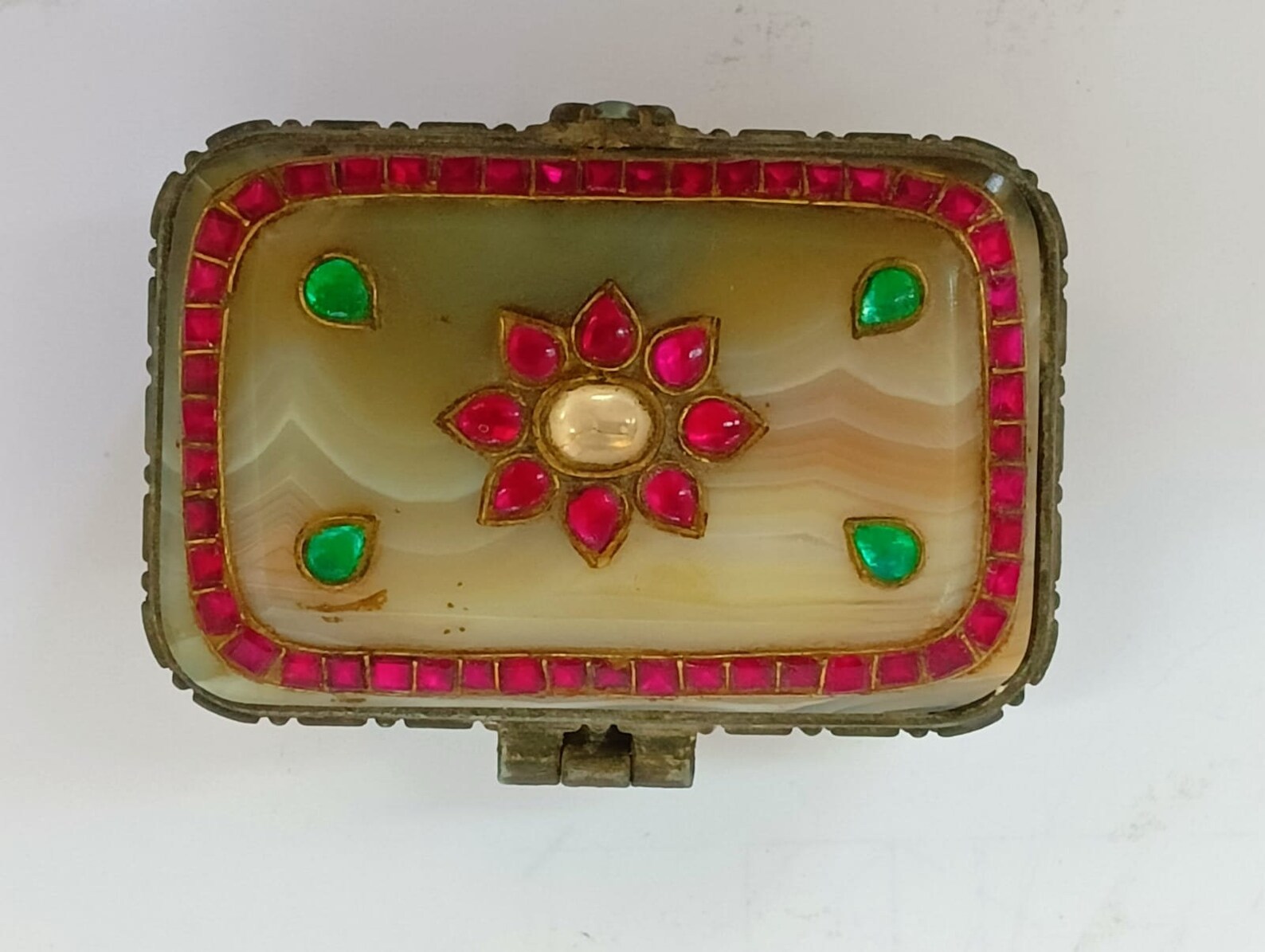 Museum Quality Mughal Handmade Islamic Stone Box Studded With Precious ...
