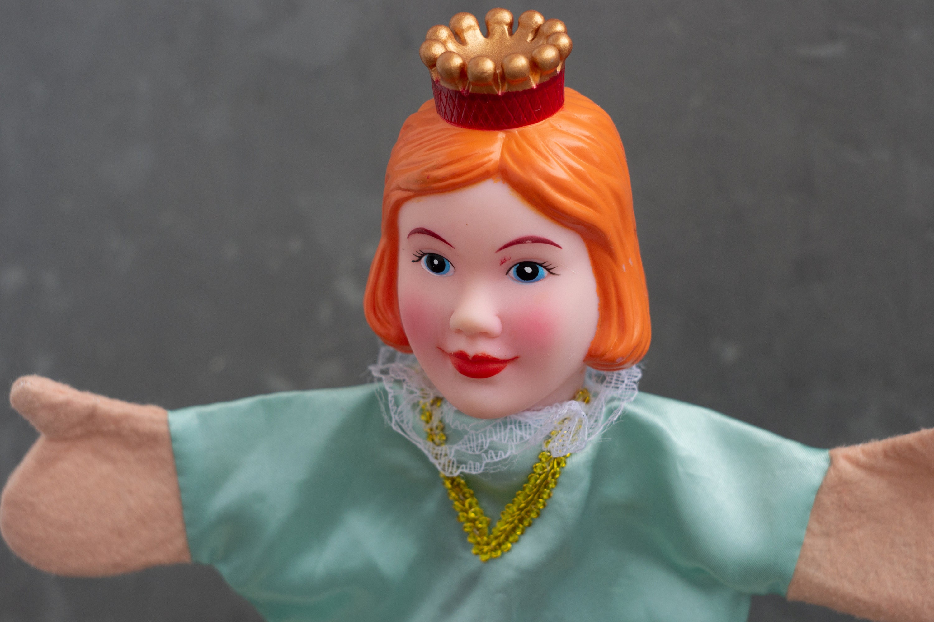 Queen Hand Puppet - Etsy