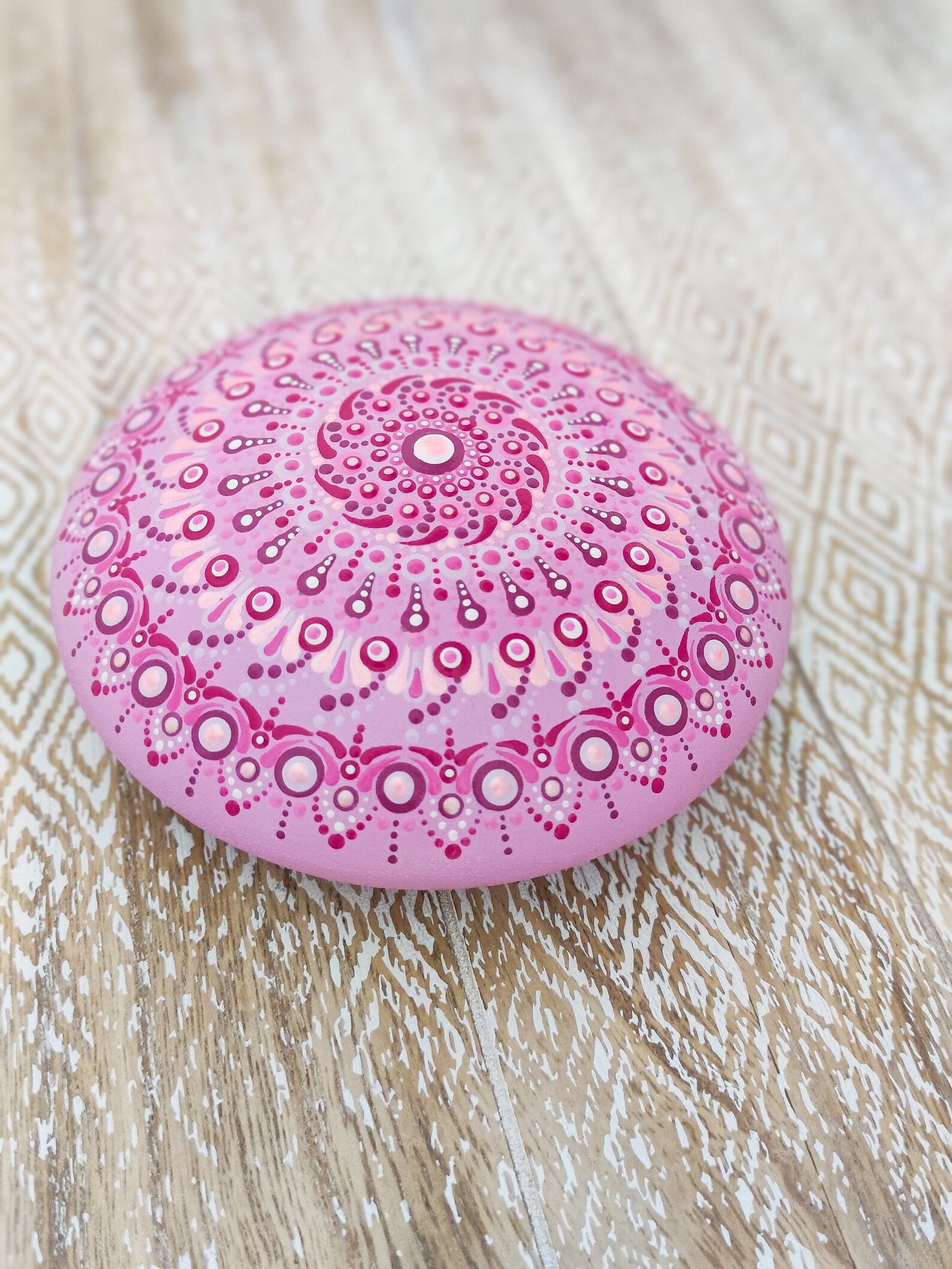 Orchid Pink Mandala Stone, Acrylic Mandala Decor for Table, Dotting Art ...