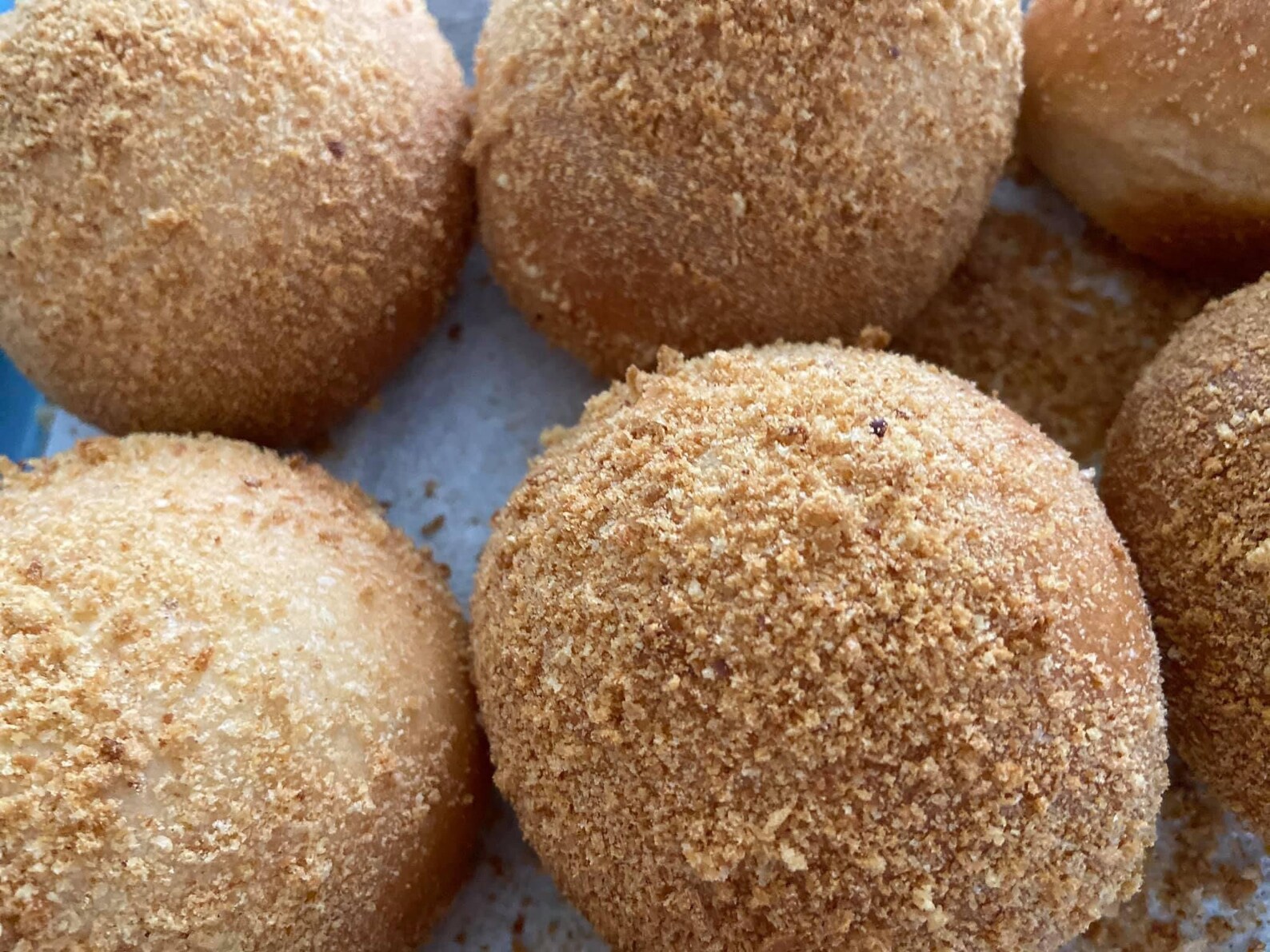 Pandesal: Filipino Sweet Bread Rolls (1 Dozen) - Etsy