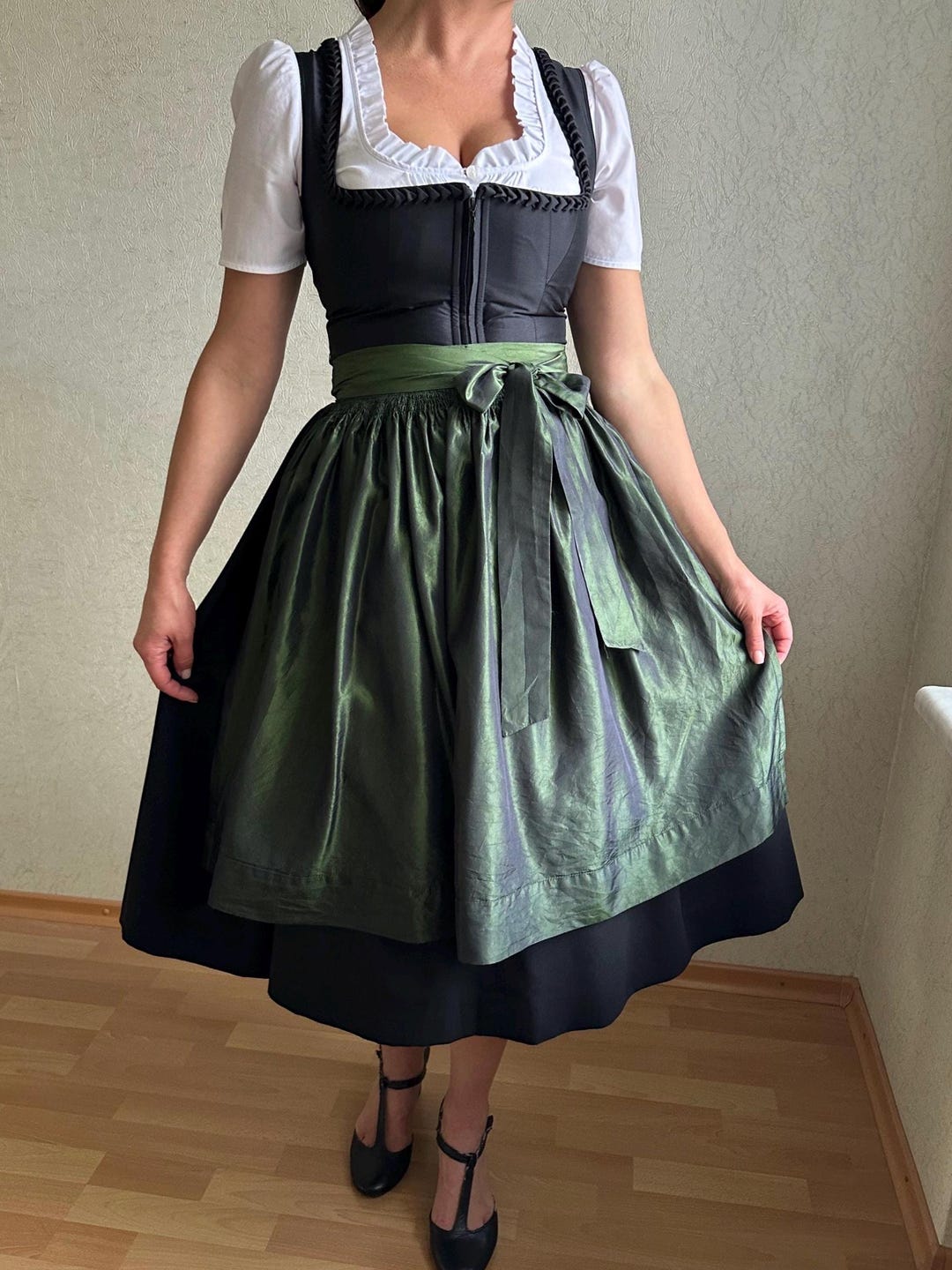 Vintage Dirndl Apron, Austrian Apron, Half Apron, Bavarian Apron ...
