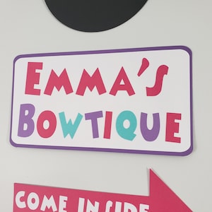 Personalized Minnie Mouse Bowtique Party Sign - Etsy
