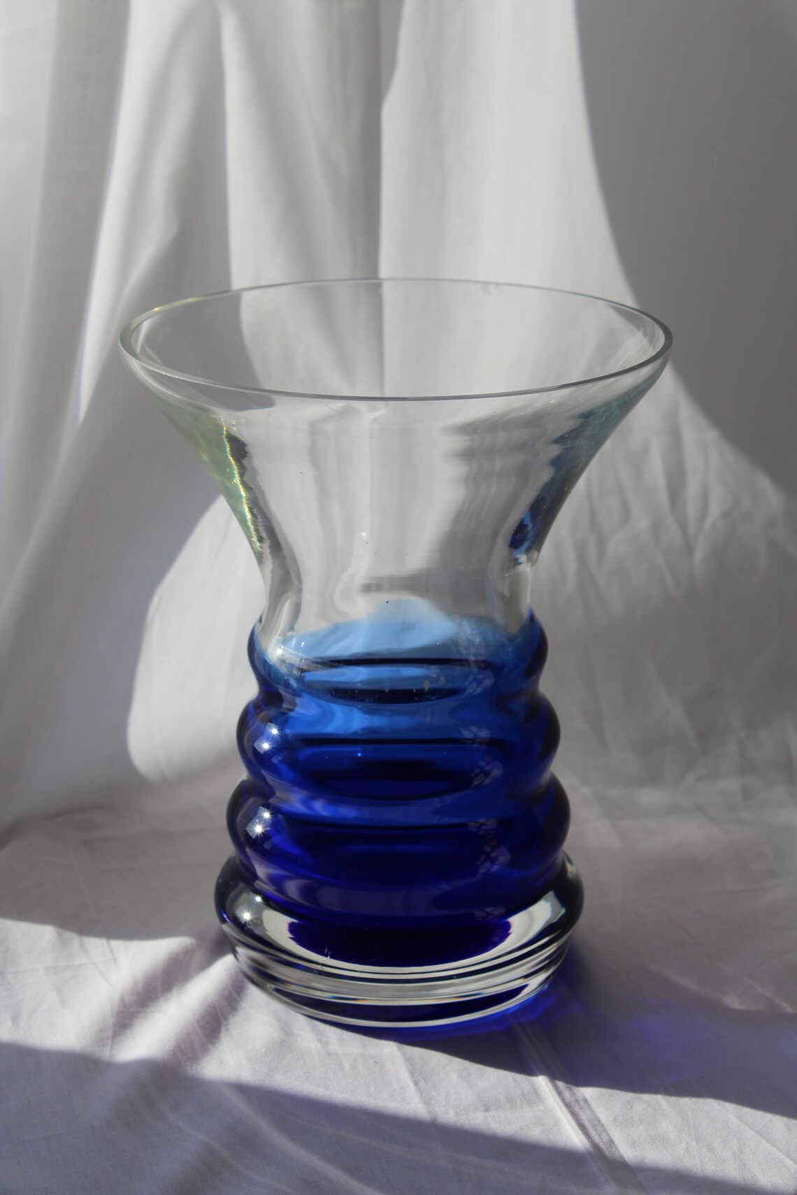 Glass Vase, Vintage, Wavy Blue Gradient, Curvy Memphis Style - Etsy