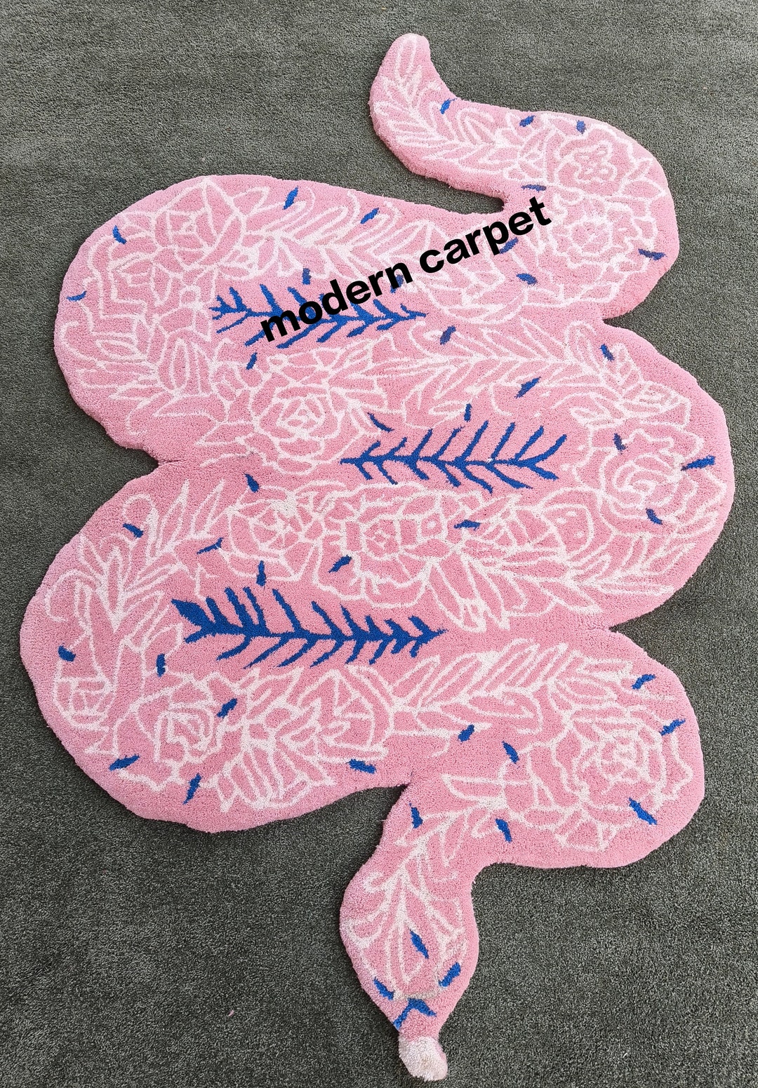 Snake Rug With 100% Woolen 3x5 Feet for Home Décor Multi Colour for ...