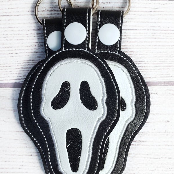 Ghostface Keychain - Etsy