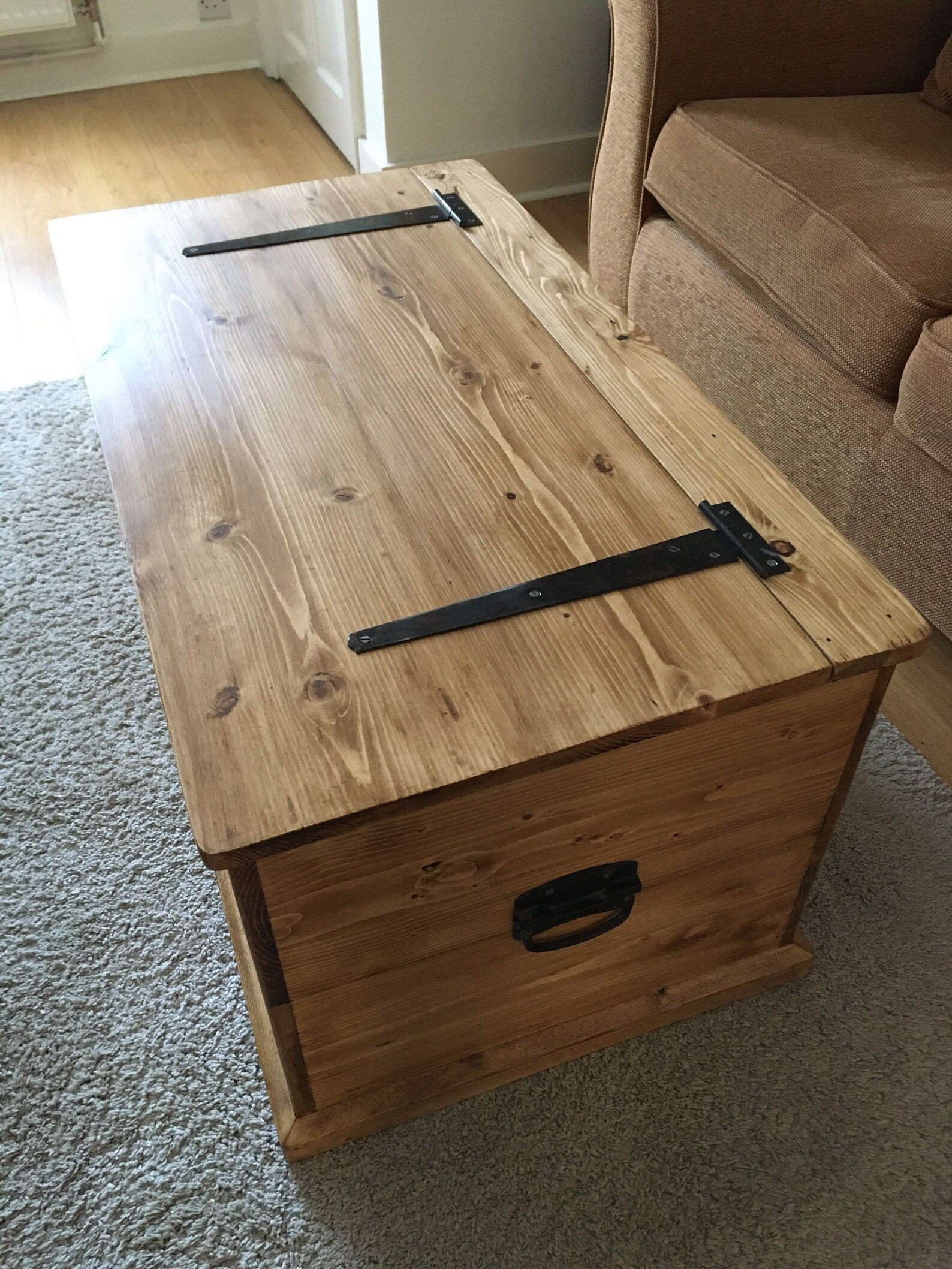 Large Pine Trunk Storage Box Antique Style Solid Pine DELIVERY QUOTE ...