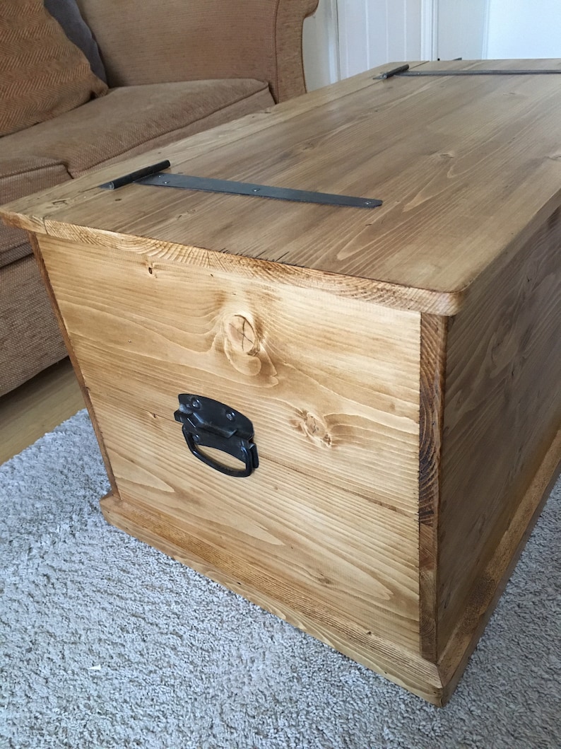 Large Pine Trunk Storage Box Antique Style Solid Pine DELIVERY QUOTE ...