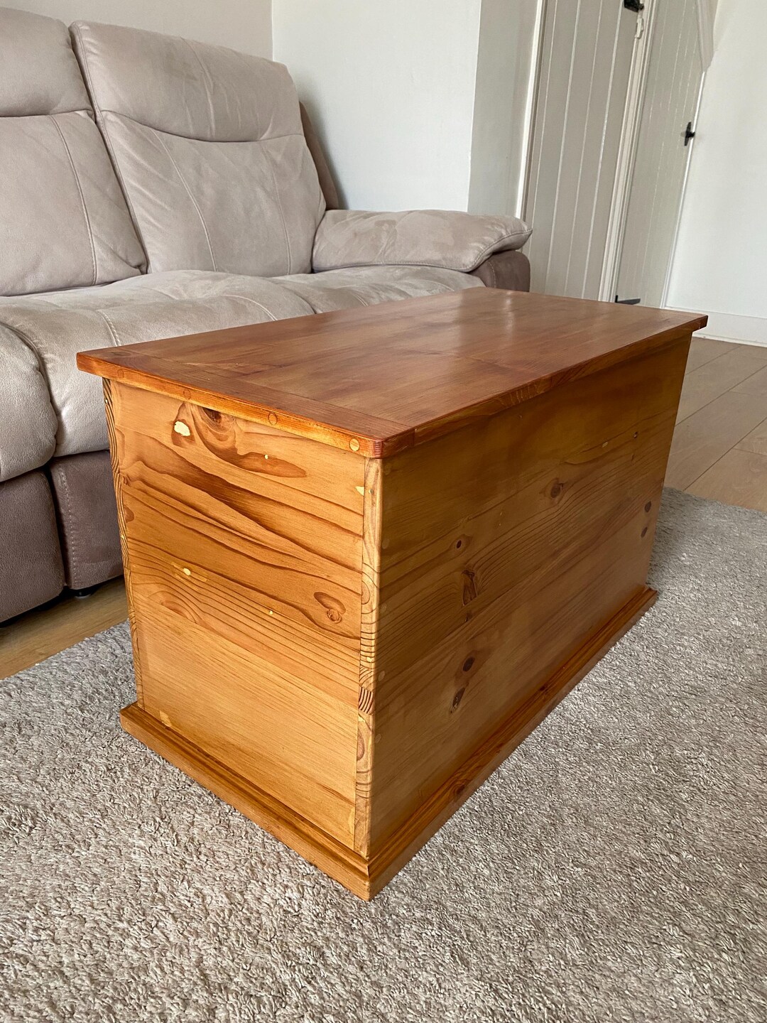 EX DISPLAY Reclaimed Pine Storage Box Antique Style Solid Pine Trunk ...