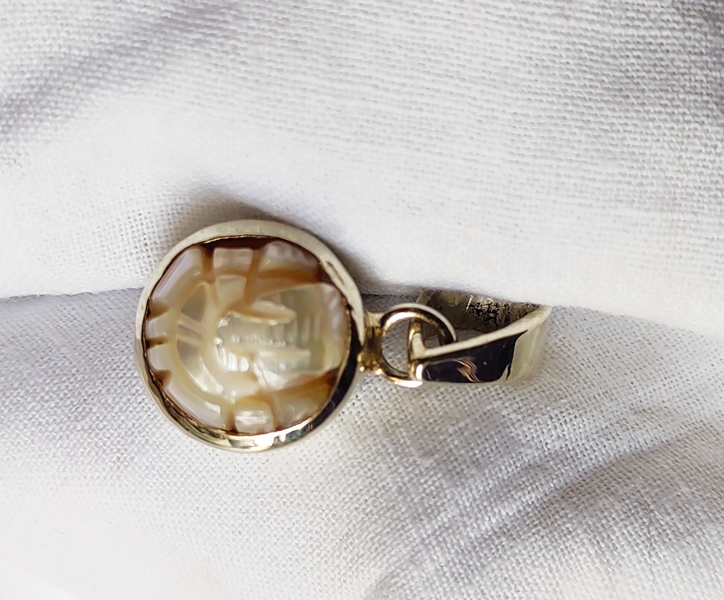 Natural Pearl White Round Shape (moti) Lord Ganesha Carved 925 Sterling ...