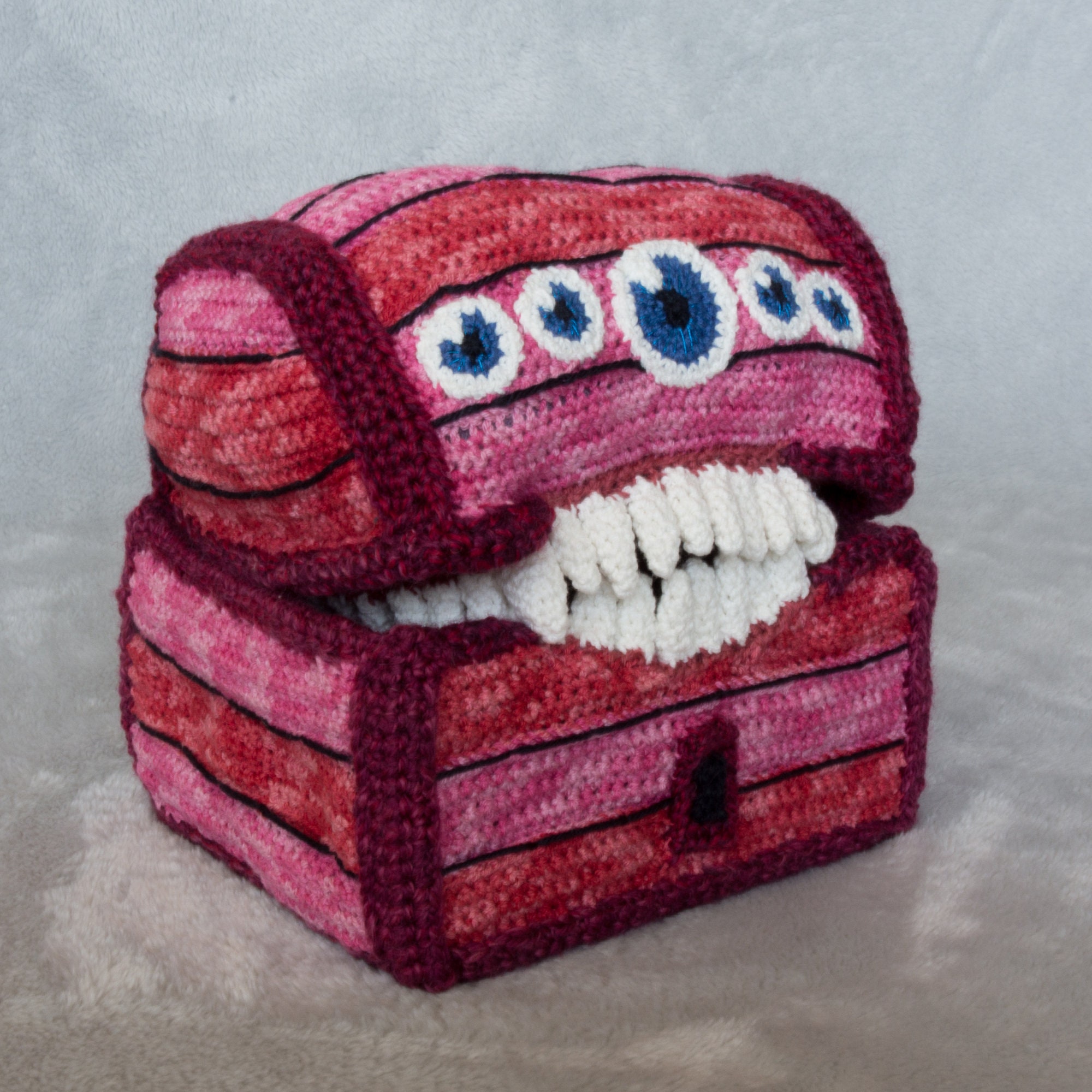 Crochet Amigurumi Dice Tray- Dungeons & Dragons - Mimic Large, Digital ...