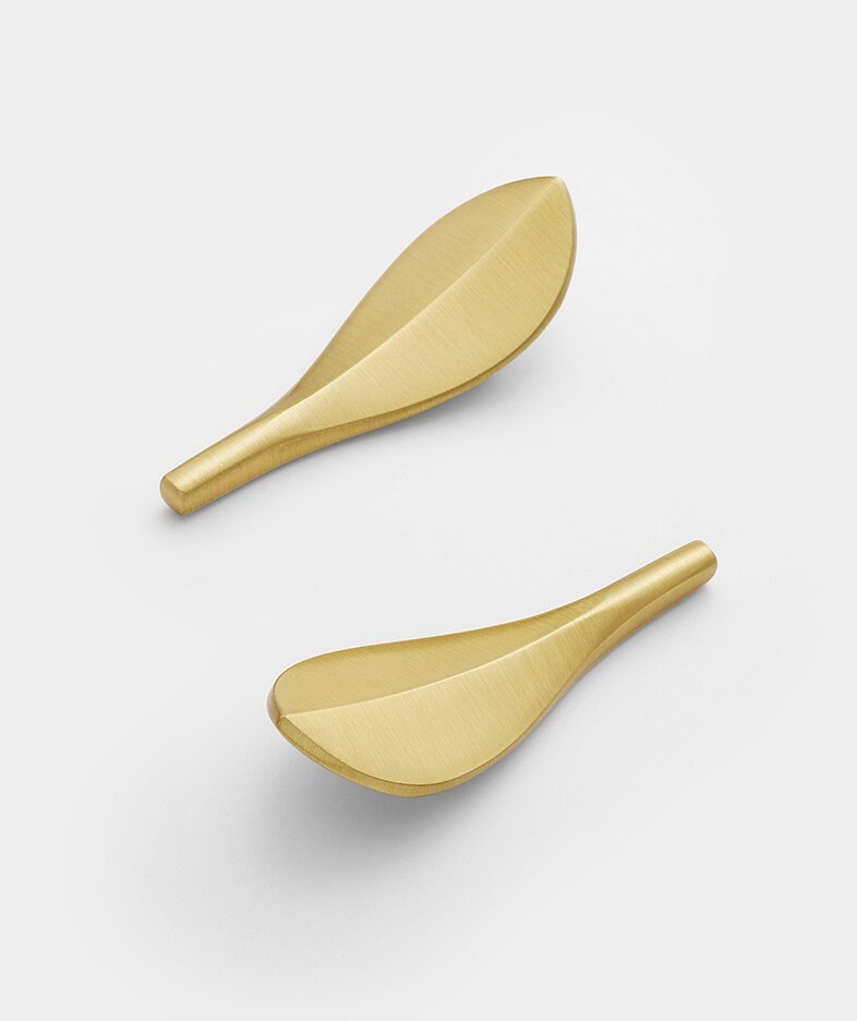 Leaves Solid Brass Cabinet Knob leaf Pulls Kitchen Knobs | Etsy