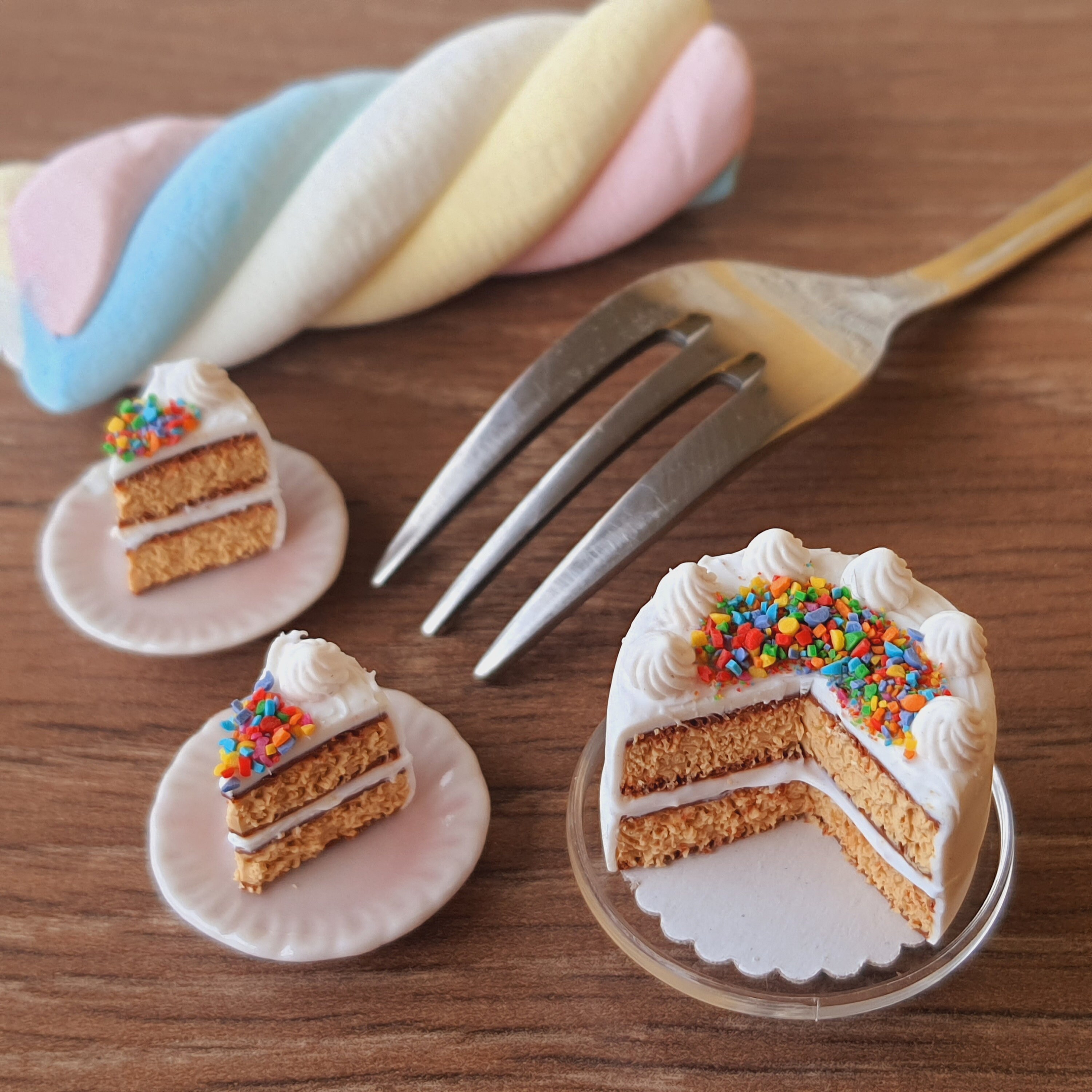 Dollhouse miniature cake 1:12 scale. Hand made dollhouse | Etsy