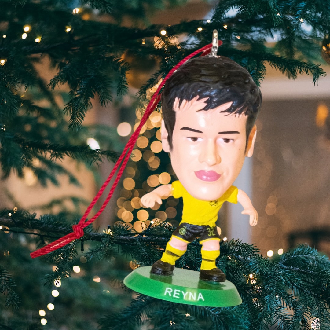 Giovanni Reyna Home Kit Ornament/soccerstarz Mini Figure Approx 2 ...