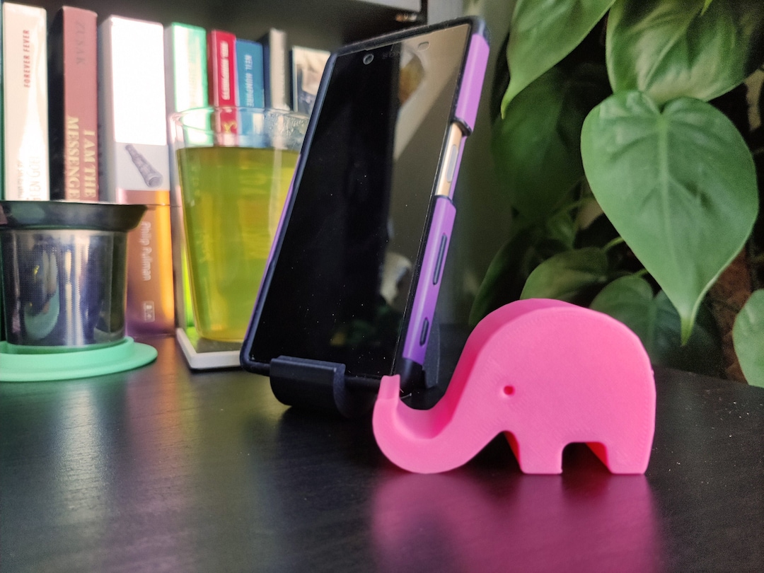 Elephant Phone Stand/holder 3dprint Stand for Phones/tablets or Kindle ...