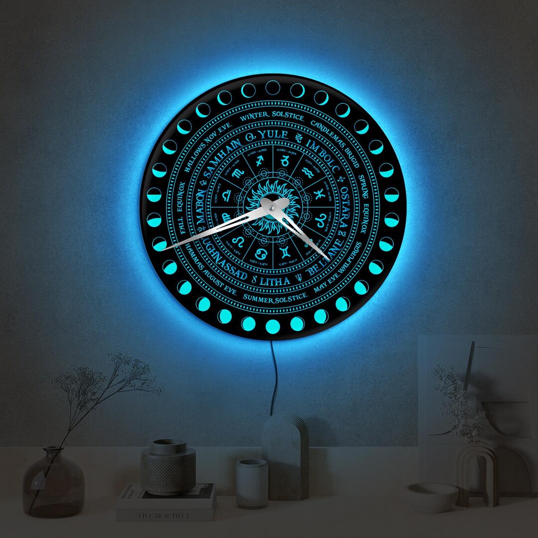 Star Map LED Wall Clock, Constellation Light up Clock Decor, Celestial ...