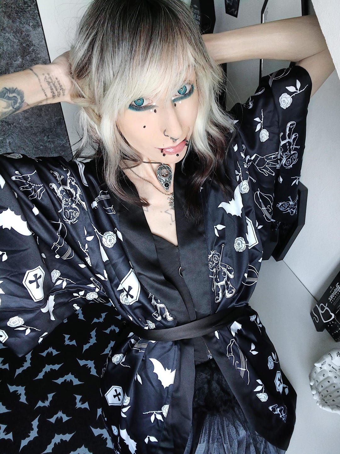 Goth Witchy Kimono Robe,bath Robe,gothic Ghosts Witchy Bath Accessories ...