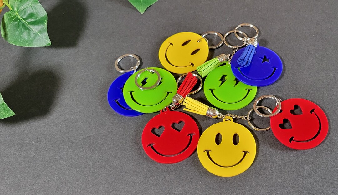 Smiley Face Keychain, Laser Cut, Retro, Backpack Tag, Zipper Pull, Cute ...
