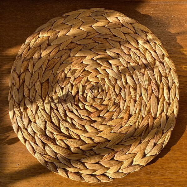 Round Woven Placemats - Etsy