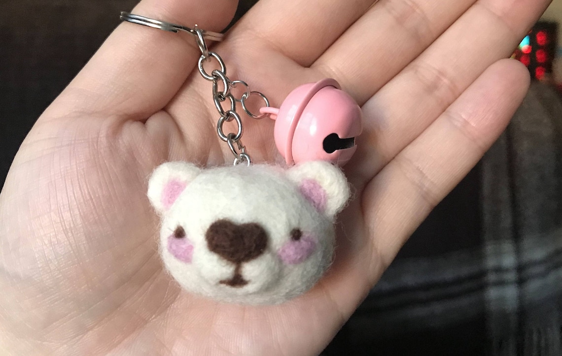 Custom keychain White bear keychain Animal head keychain - Etsy.de