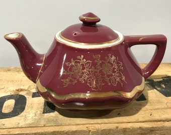 Maroon Hall Teapot | Etsy