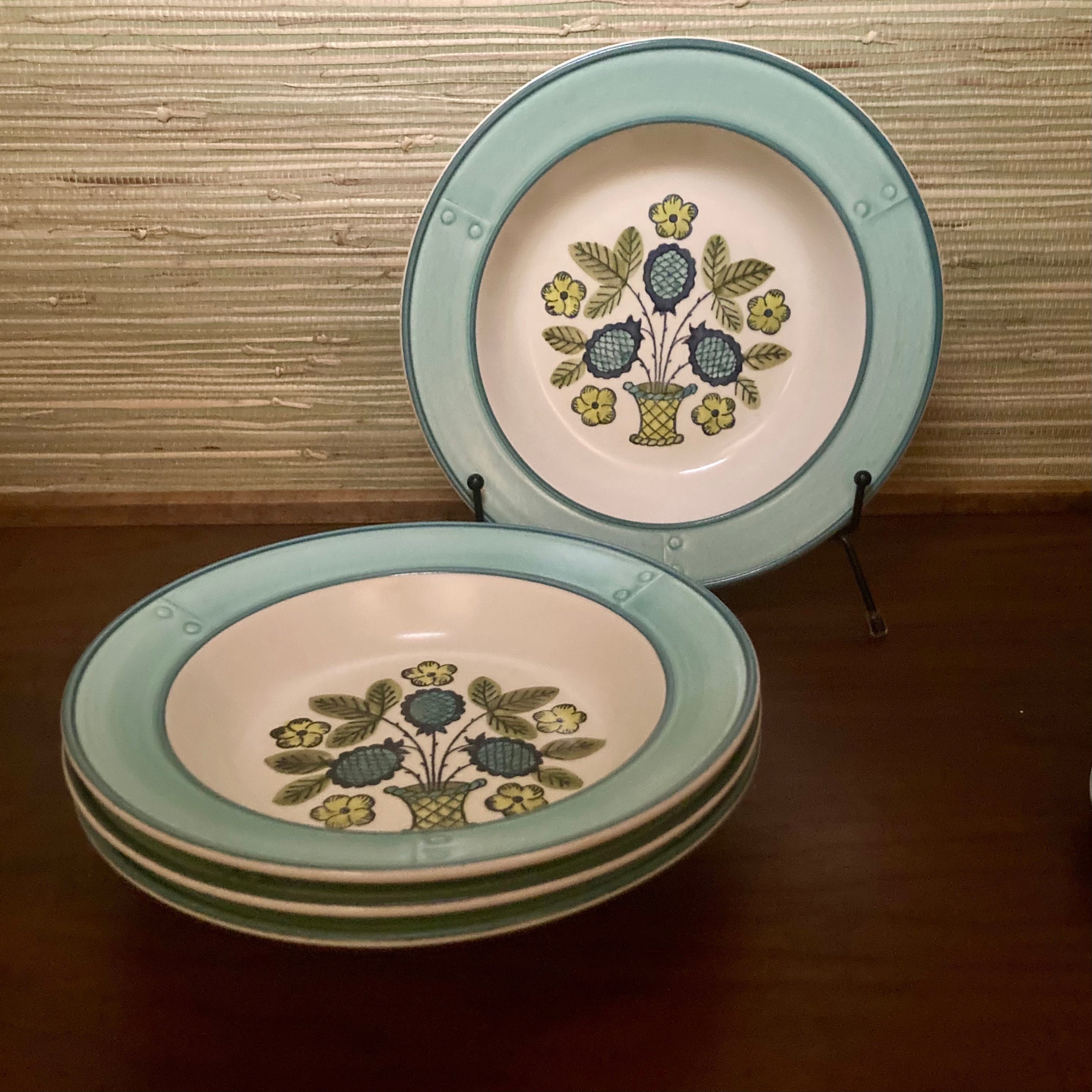 MCM California Stoneware by Metlox Poppytrail Hand Painted Blueberry ...
