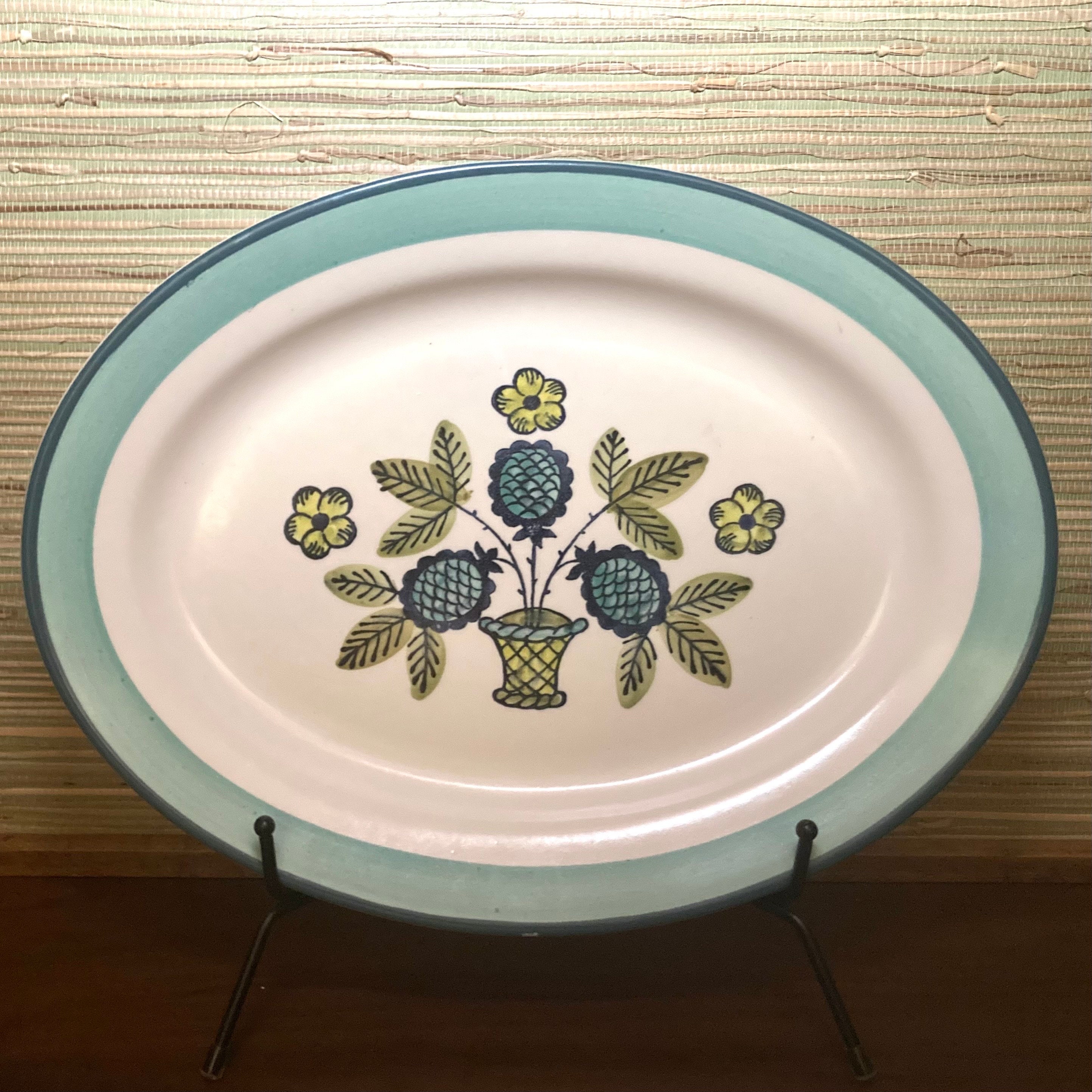 MCM California Stoneware by Metlox Poppytrail Hand Painted Blueberry ...