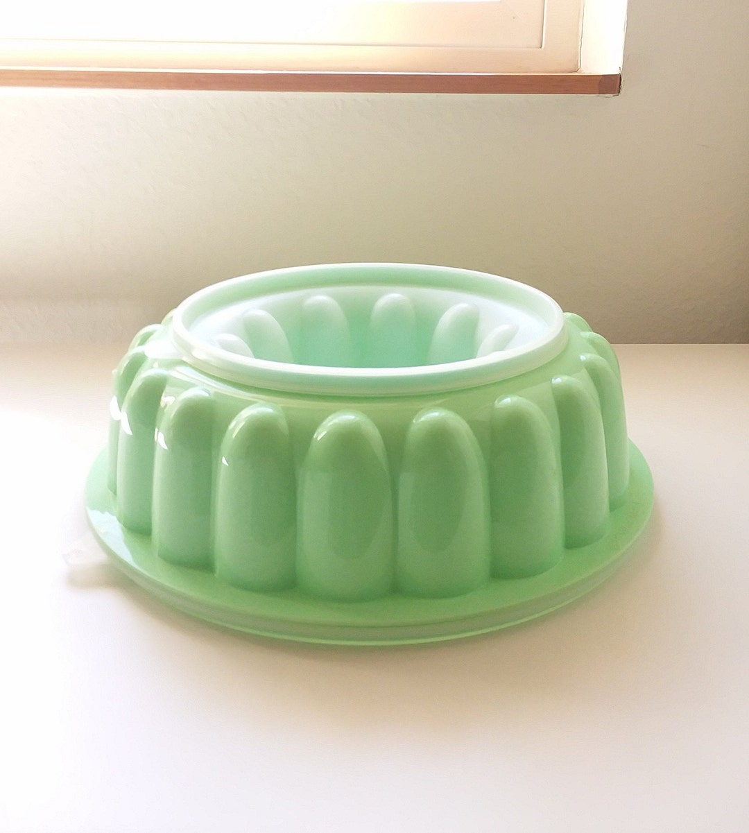 Vintage Tupperware Jell-o Mold 3 Piece Mint Green ~ Ice Ring Mold ...