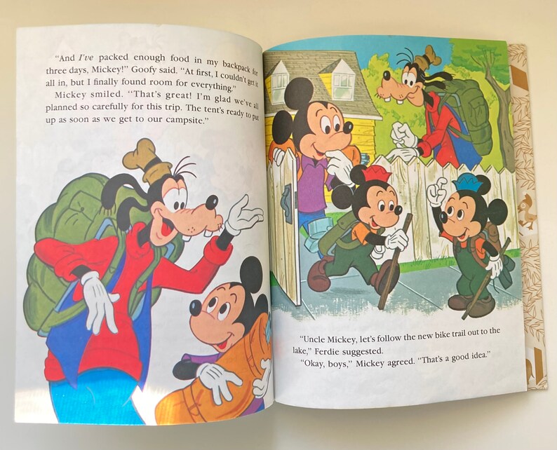 Walt Disney's mickey Mouse and Goofy: the Big Bear - Etsy