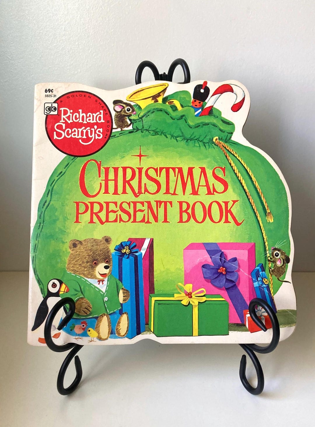 1981 Vintage Richard Scarry's Christmas Present Book ~ A Golden Shape ...