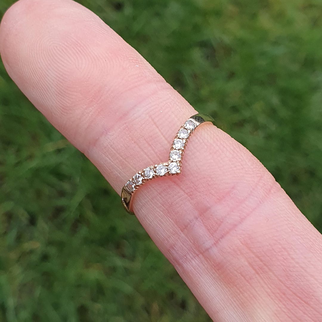 Vintage 9ct Gold Wishbone Ring Sparkly Cubic Zirconia CZ Hallmarked ...